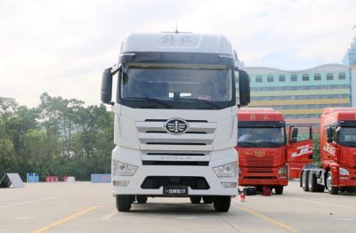 China 35 Tons Diesel Tractor Trailer Truck With Xichai CA6DM3 Engine And 3800mm Wheelbase for sale