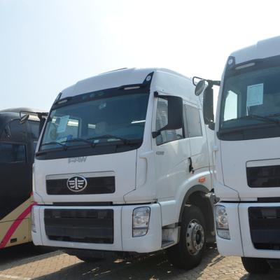 China FAW Jiefang J5P Big Tractor Trucks  , Manual 6*4 Heavy Duty Truck Tractor Head for sale