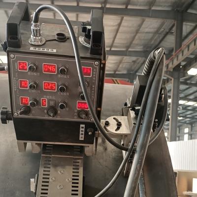 China Customized Portable Magnetic Type Tank Welding Tractor with Straight and Flexible Track for sale