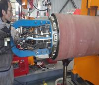 China Automatic 200KG Weight Internal Pipe Clamp Machine for sale