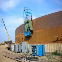 China Hanging Style Inverter Tank Girth Seam Welder for Large Oil and Gas Tank Construction for sale