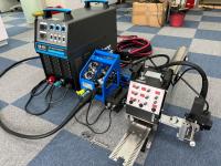 China Factory Direct Vertical and Horizontal Welding Machine with Track for High Quality for sale