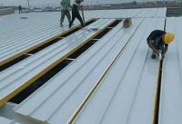China 50-200mm PU Glass Wool Sandwich Roof Panel Waterproof With Customizable Weight for sale