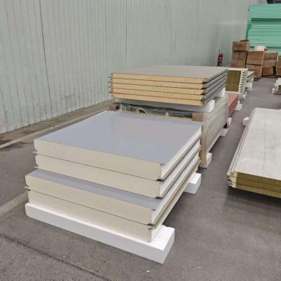 China PU Sandwich Panel with Airtightness/Watertightness, Thermal Insulation, and High Strength for Durable Construction for sale