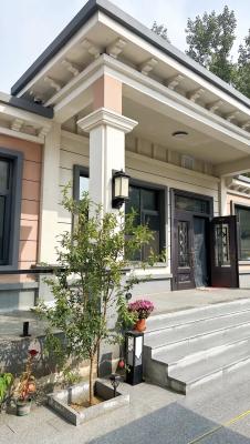 China Premium Al-Mg-Mn Alloy Greatwall Roof Panel with B1/B2 Fire Rating and Customizable Surface Treatment for sale