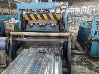 China High Corrosion Resistance Corrugated Metal Decking with Trapezoidal Profile and Load Capacity Up To 500 Kg per Square Meter for sale