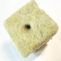 China 200x200x200mm Agricultural Rock Wool Planting Blocks with Hydrophobic Surface for Soilless Farming and Heat Insulation for sale