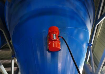 China CE Light Weight 380V Bottom Silo Vibrator for noise prevent for sale