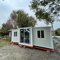 China Bifold Collapsible Expandable Prefab House Container Home for sale
