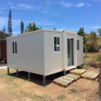 China Luxury Fold Up 3 In 1 40ft Expandable Container Home Relocatable Site Office for sale