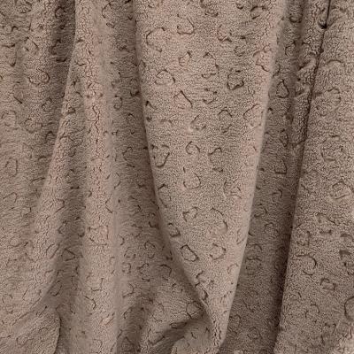 China Plush Throw Dyed Sherpa Fleece Single Sided Fabric Embossed for sale