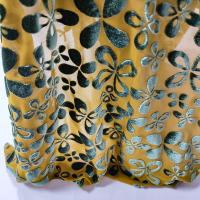China Flower Pattern Korean Velvet Fabric 140gsm For Women'S Wear Scarf for sale
