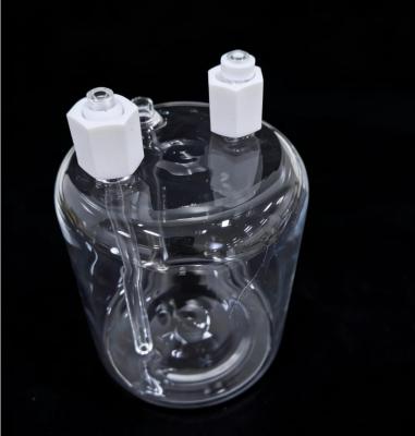 China High Purity Quartz Bottle SiO2 99.99% Heat Resistant Full Spectrum Transparency for Lab Industrial for sale