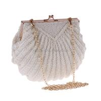 China Factory Custom Vintage Beaded Clam Shell Evening Bag, Beaded Seashell Clam Shell Purse Evening Bag Gold Tone Chain Strap for sale
