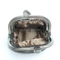 China Factory Custom Vintage Metal Mesh Coin Purse Kiss Lock Clasp Buckle Coin Purse, Buckle Coin Purse Aluminum Metal Mesh Pouch for sale