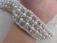 China Factory Wholesale Handmade Gleaming Paillette Sequin Beaded Trim Lace, Pearl Beaded Embroidered Rhinestones Applique Trimming for sale
