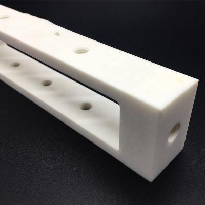 China 99% Al2O3 Alumina Ceramic Substrate for LED PCB Microelectronics 3.93 g/cm3 for sale