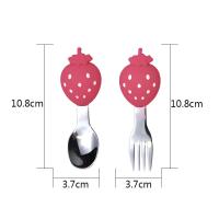 China Customized Strawberry Shape Silicone Sippy Cup Baby Feeding Set for sale