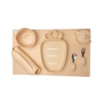 China 7 Pieces Silicone Baby Feeding Set Carrot Shape Dining Table Mat Suction Cup for sale