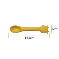 China Baby Feeding Set Silicone Bibs And Bowls Giraffe Shape BPA Free Customized for sale
