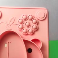 China Pink Silicone Baby Tray Food Grade Cow Shape BPA Free Feeding Suction Plate for sale