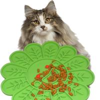 China Durable Dog Slow Feeder Lick Pad Anti Tear Silicone Pet Food Mat for sale