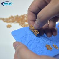 China Edible Flexible Silicone Baking Utensils Cake Lace Mats Disposable Customized for sale