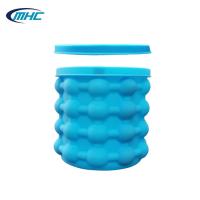 China Collapsible Silicone Ice Mold Ice Cube Maker Ice Bucket Eco Friendly for sale