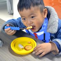 China Customized Baby Silicone Bibs Food Grade Waterproof Toddlers BPA Free Bibs for sale
