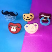 China Streamline Silicone Baby Pacifier Halloween Pumpkin Shape Food Grade Dummies for sale