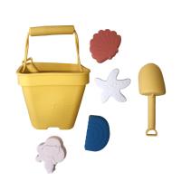 China Durable Silicone Beach Toys Food Grade Silicone Beach Bucket Set For Kids Educational for sale