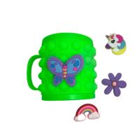 China Non - Stick Easy Cleaning Baby Silicone Kids Mug Squeeze Cups Customization Possibilities for sale