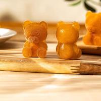 China MHC Bpa Free Ice Cube Tray With Lid And Bin Large Easy Release 3D Bear Shape Silicone Ice Cube Tray for sale