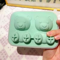 China MHC Bpa Free Ice Cube Tray With Lid And Bin Large Easy Release 3D Bear Shape Silicone Ice Cube Tray for sale