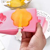 China Kids' Popsicle Maker Large Silicone Ice Cream Mold with Sticks and Paw Shape Design for sale