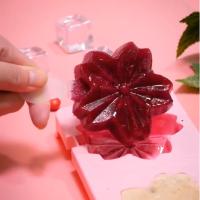 China Durable MHC Cherry Blossom Shape Silicone Ice Cream Molds With Cover for Kids for sale