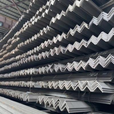 China Hot Rolled Equal Angle Steel Bar , MS Angle Iron SS400 Q235B A36 S235JR For Building Structure for sale