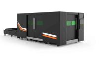 China Metal Pipe Laser Cutting Machine With Exchange Table Safety Fully Enclosed for sale