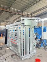 China Sturdy And Durable Cattle Chute Crush With Extrusion And Weighting For Farm for sale