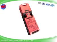China 135007450 Plug Safety Switch Telemeca Agie Charmilles Spare Parts 240V XCS-PA 792 for sale