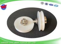 China S461 3051799 J26028A Pulley With Shaft And Bearing 3051205 3056448 3054736 118811C for sale