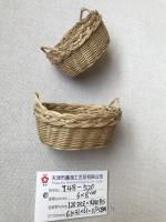 China Natural Straw Plaited Articles 40x60cm Handwoven Decorative Baskets for sale