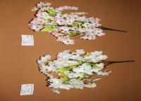 China Realistic Artificial Flowers for Home Decor 12 Stems Silk Floral Arrangement for sale