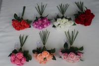 China Realistic Artificial Flowers Bulk Wholesale 12 Stems Per Bundle UV Resistant Faux Silk Floral Arrangements for sale