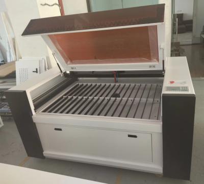 China High Speed Co2 Laser Machine 0-1000mm/S Co2 Laser Cutting Machine For Engraving for sale