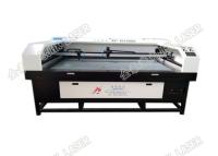 China Clothing Embroidery Laser Cutting Machine Two Heads Professional Controlling for sale