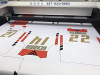 China Sublimation Masks Cutting, Sublimation Fabric Industrial Laser Cutter , Co2 Laser Engraving Machine 100w for sale