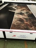 China Large Size Cnc Co2 Laser Cutting Machine For Cutting Advertising Flag Banners National Flag for sale