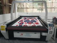 China Custom Textile Laser Cutting Machine , High Precision Fabric Laser Cutter for sale