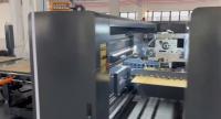China Fully Automatic Carton Folder Gluer Machine Flat Wire with Suction Belt Feeding for sale